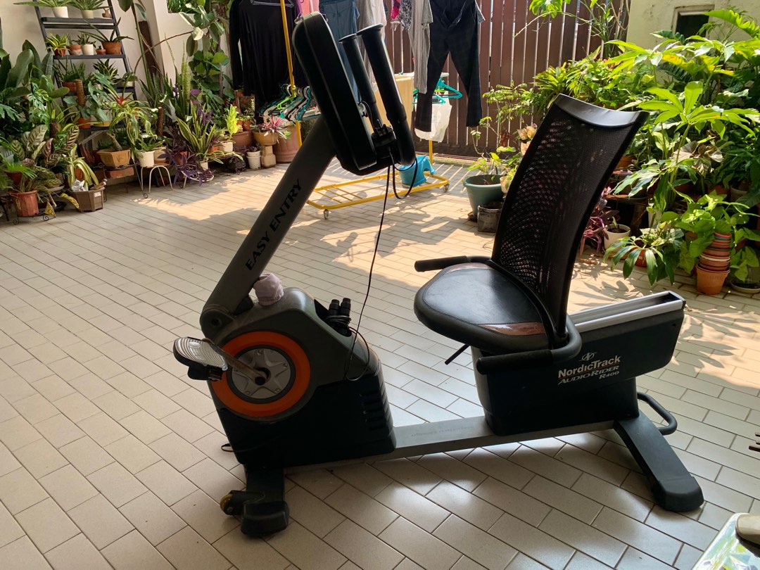 Nordictrack Audiorider Recumbent Exercise cycle R400, Sports Equipment ...
