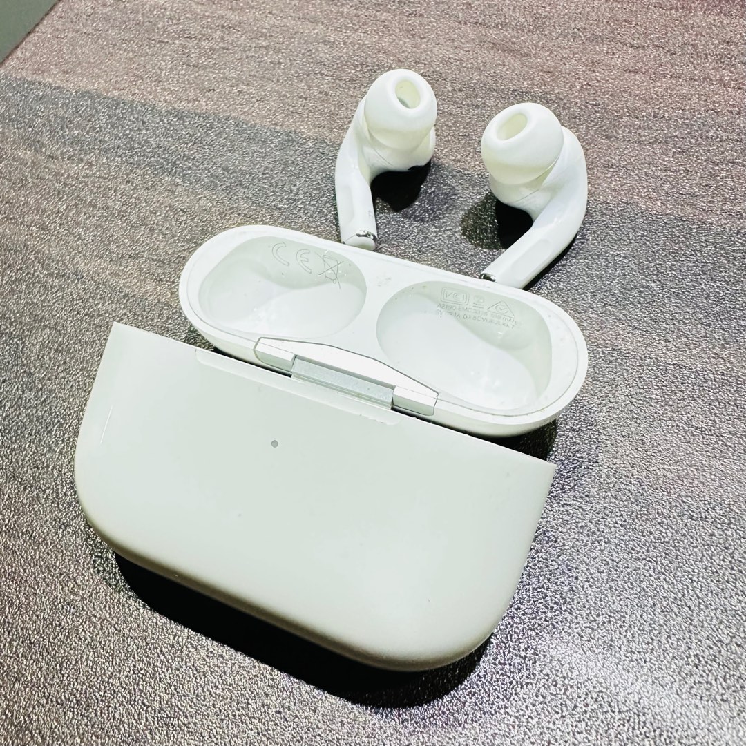 Original Apple Airpods Pro (1st Generation), Audio, Earphones on Carousell
