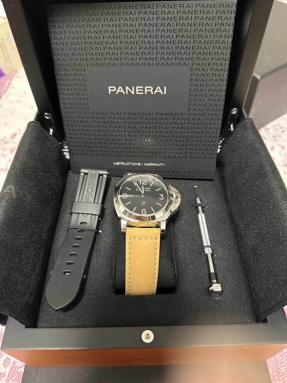 Panerai Luminor Base Logo PAM01086 - 44mm, Luxury, Watches on Carousell