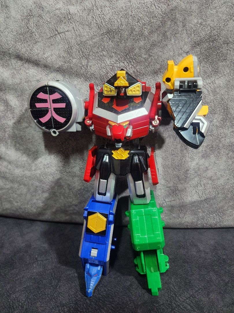 Power Ranger megazord toy, Hobbies & Toys, Toys & Games on Carousell
