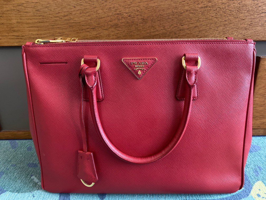 Prada BN2274 Galleria Saffiano Lux, Luxury, Bags & Wallets on Carousell