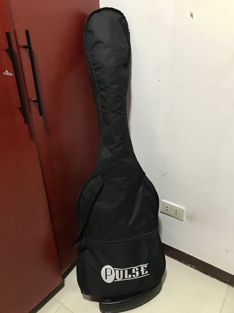 Pulse Precision Bass Guitar with Active pickup 5 strings, Hobbies ...