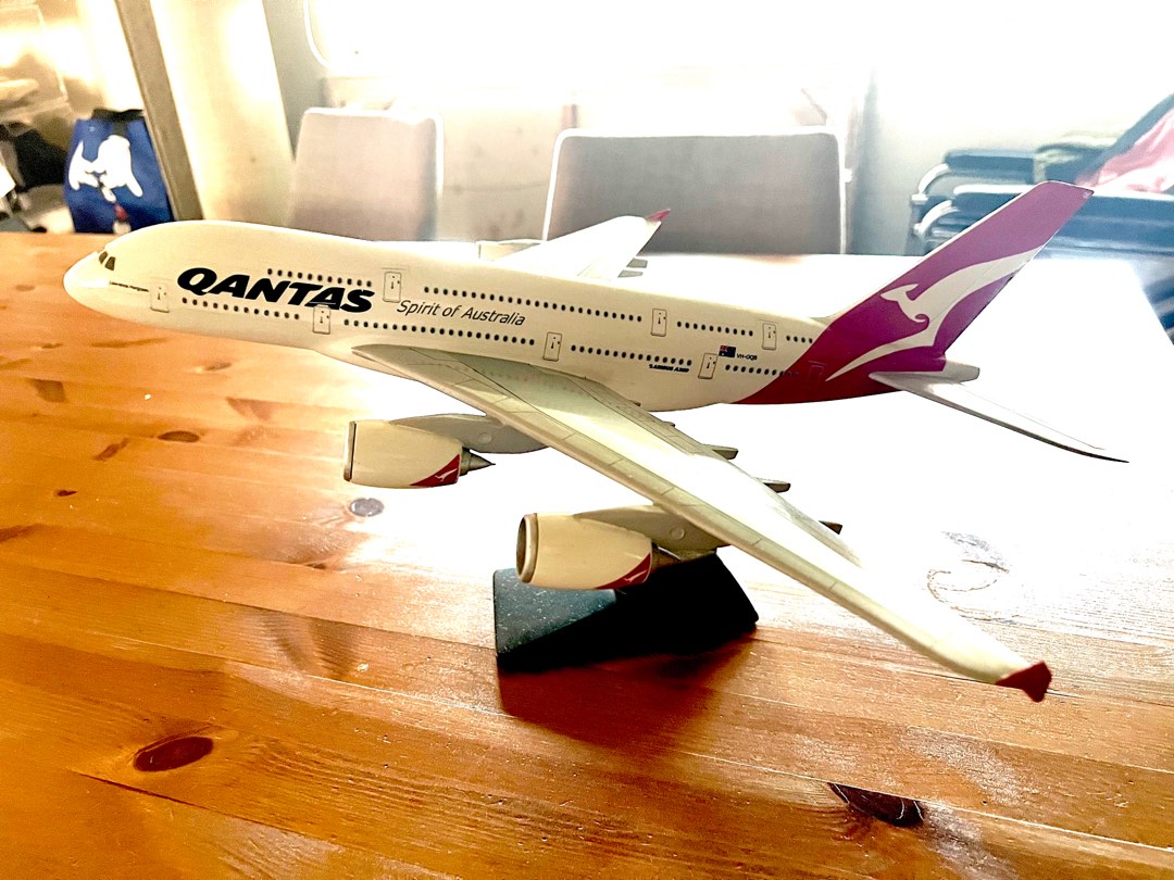 Qantas model aircraft, Hobbies & Toys, Toys & Games on Carousell