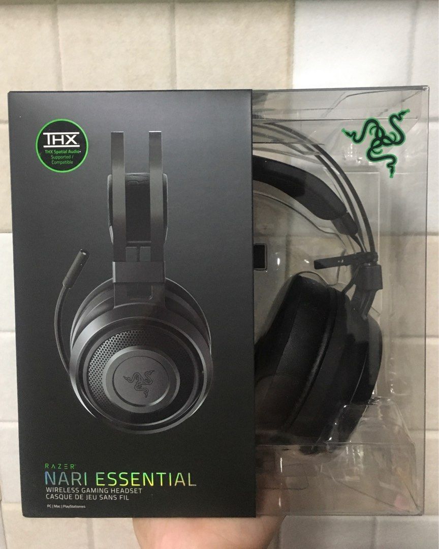 Razer Nari Essential Wireless 7.1 Surround Sound Gaming Headset ...