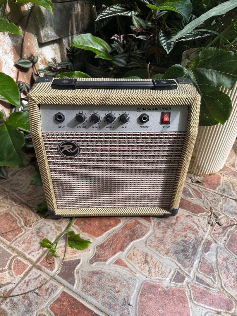 RJ Bass Amplifier - 20 Watts, Hobbies & Toys, Music & Media, Musical ...