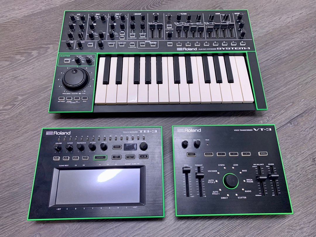 ROLAND System-1 / TB-3 / VT-3 / MX-1, Hobbies & Toys, Music & Media ...