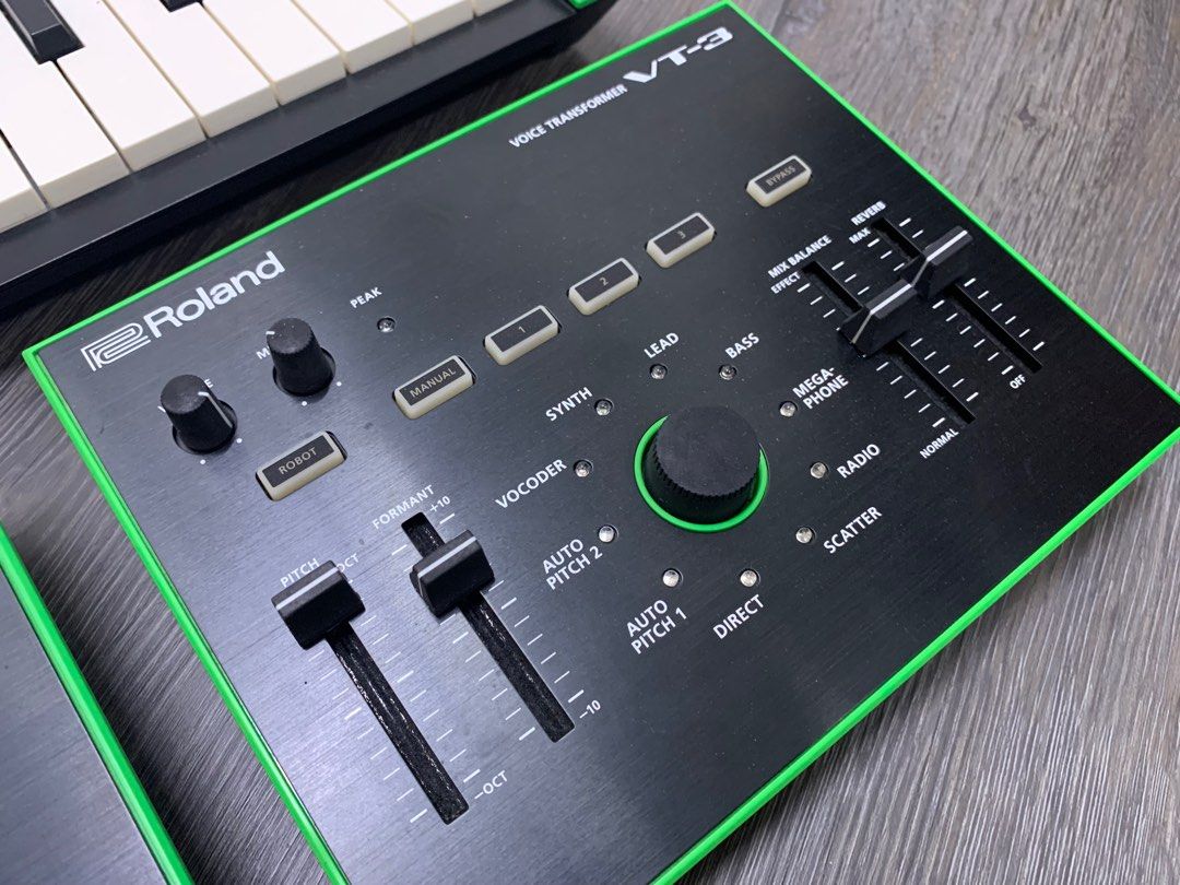 ROLAND System-1 / TB-3 / VT-3 / MX-1, Hobbies & Toys, Music & Media ...