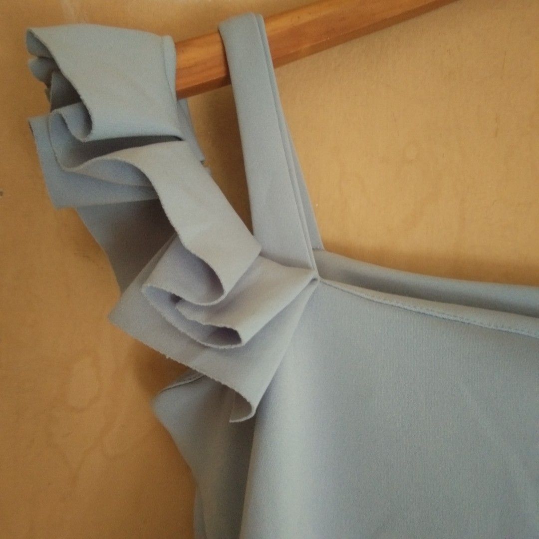 Sabrina baby blue, Fesyen Wanita, Pakaian Wanita, Gaun & Rok di Carousell