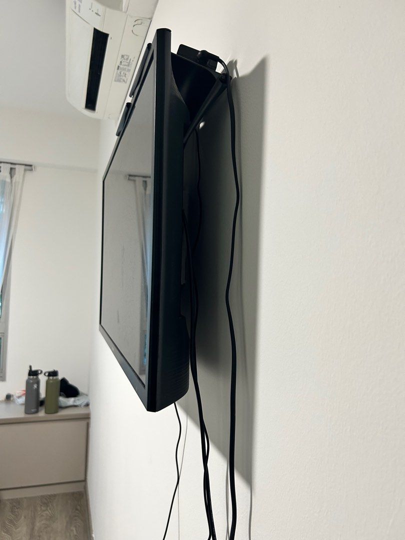 Samsung 35 inch super lightly used, TV & Home Appliances, TV ...