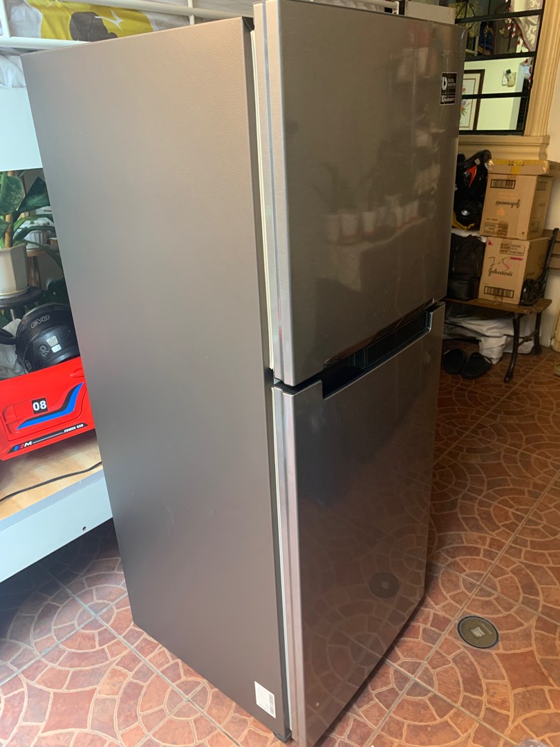 Samsung Model No. RT20FARVDSA Refrigerator 7.4 cu.ft No frost inverter ...
