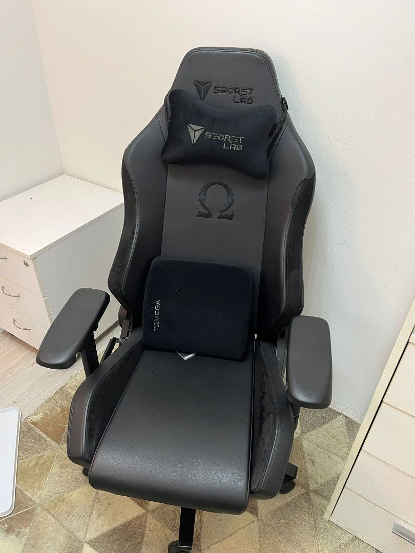 Secretlab omega 2020 chair, Furniture & Home Living, Furniture, Chairs ...
