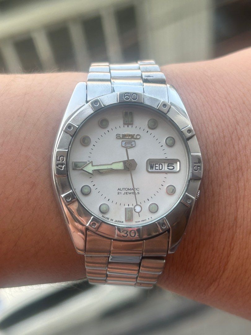 SEIKO WHITE DIAL, Men's Fashion, Watches & Accessories, Watches on ...