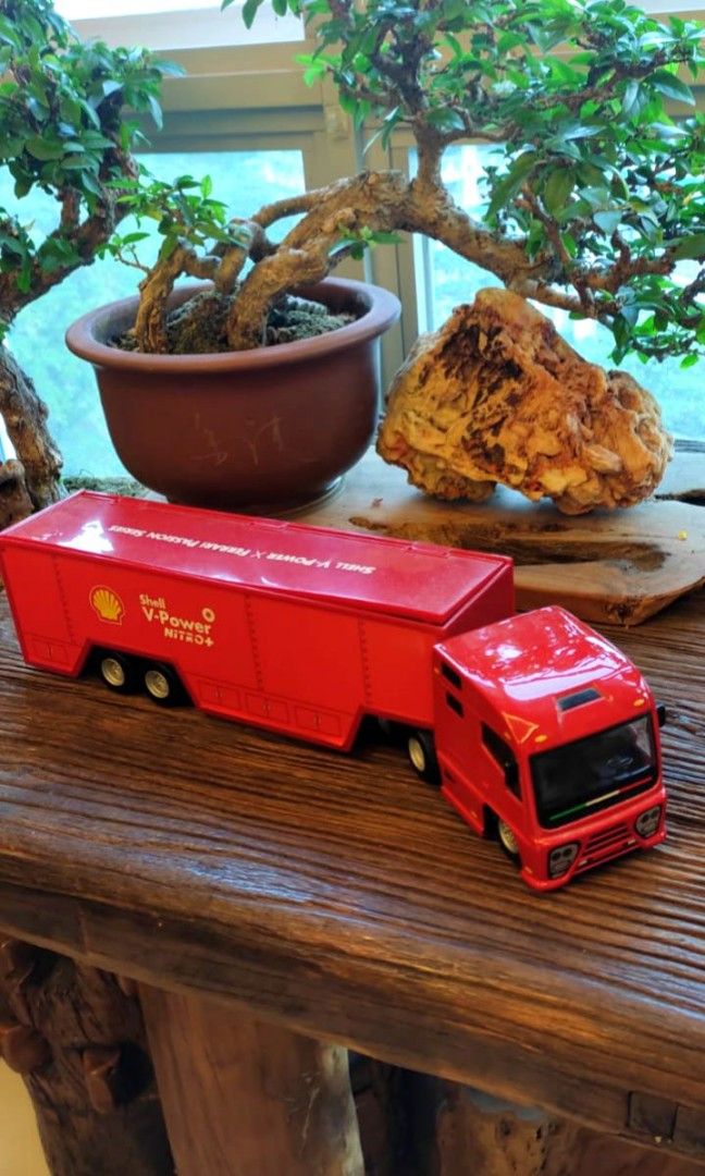 SHELL FERRARI LORRY TRUCK 2019 LIMITED EDITION, Hobbies & Toys, Toys ...