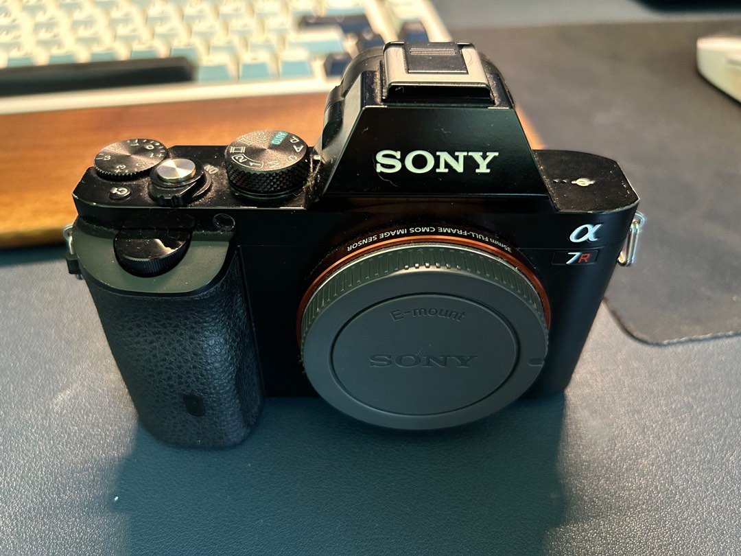 Sony A7R - full frame e-mount mirrorless camera, Photography, Cameras on Carousell