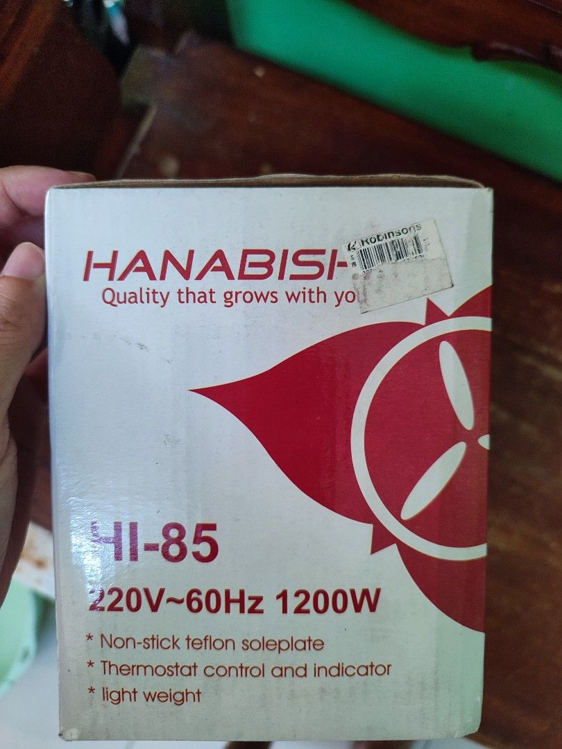 Steam Iron/Plantsa (Hanabishi), TV & Home Appliances, Irons & Steamers ...