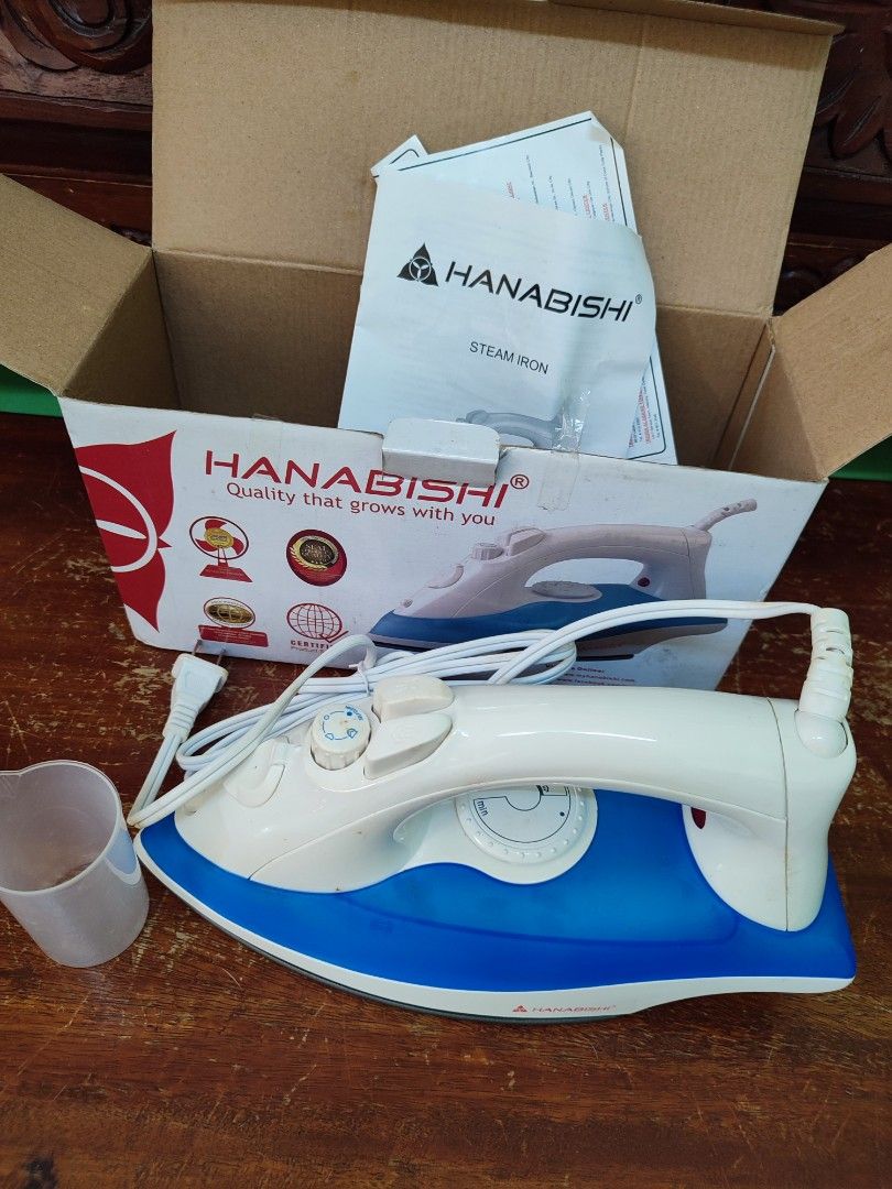 Steam Iron/Plantsa (Hanabishi), TV & Home Appliances, Irons & Steamers ...