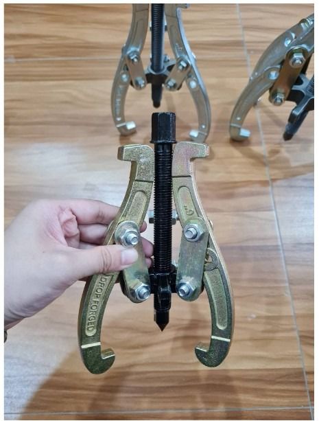Three-Jaw Puller Bearing Puller Universal Triangle Gear Puller Wheel ...