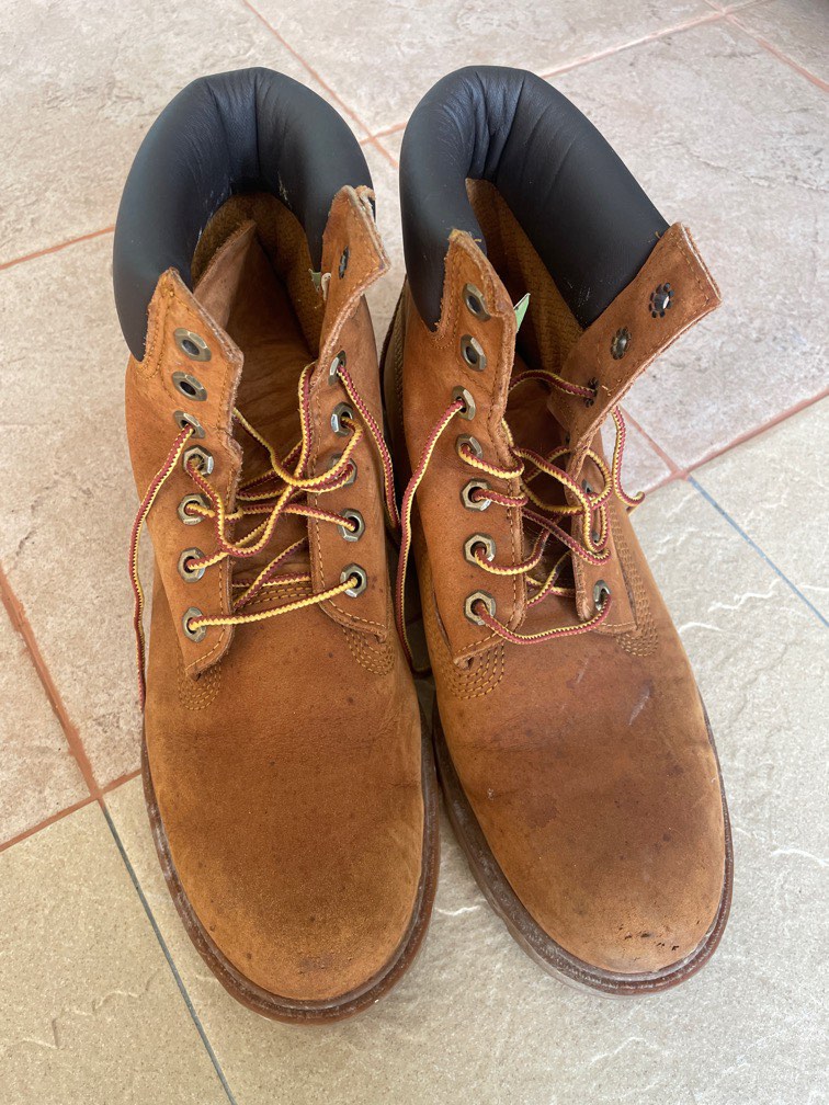 Timberland classic boots, Men's Fashion, Footwear, Boots on Carousell