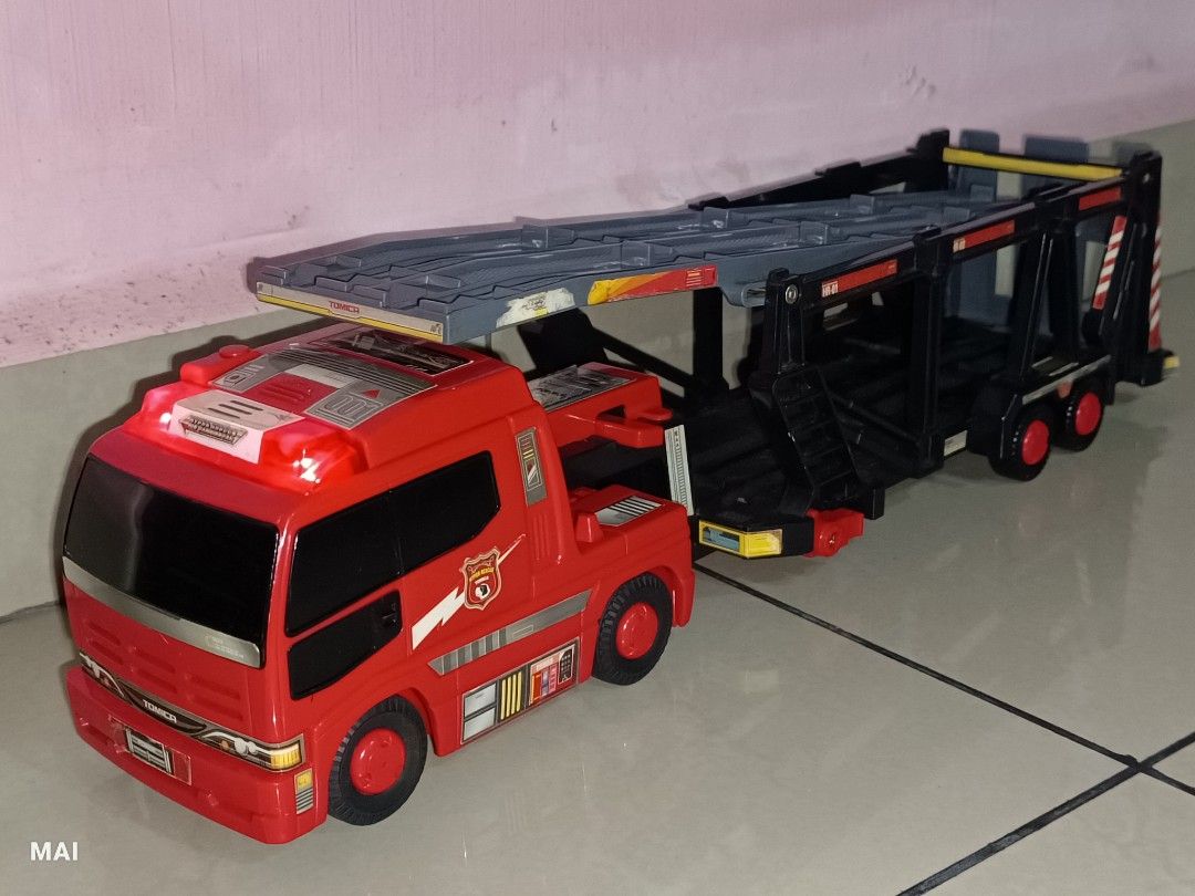 Tomica Hyper Rescue Car Carrier, Hobbies & Toys, Toys & Games on Carousell