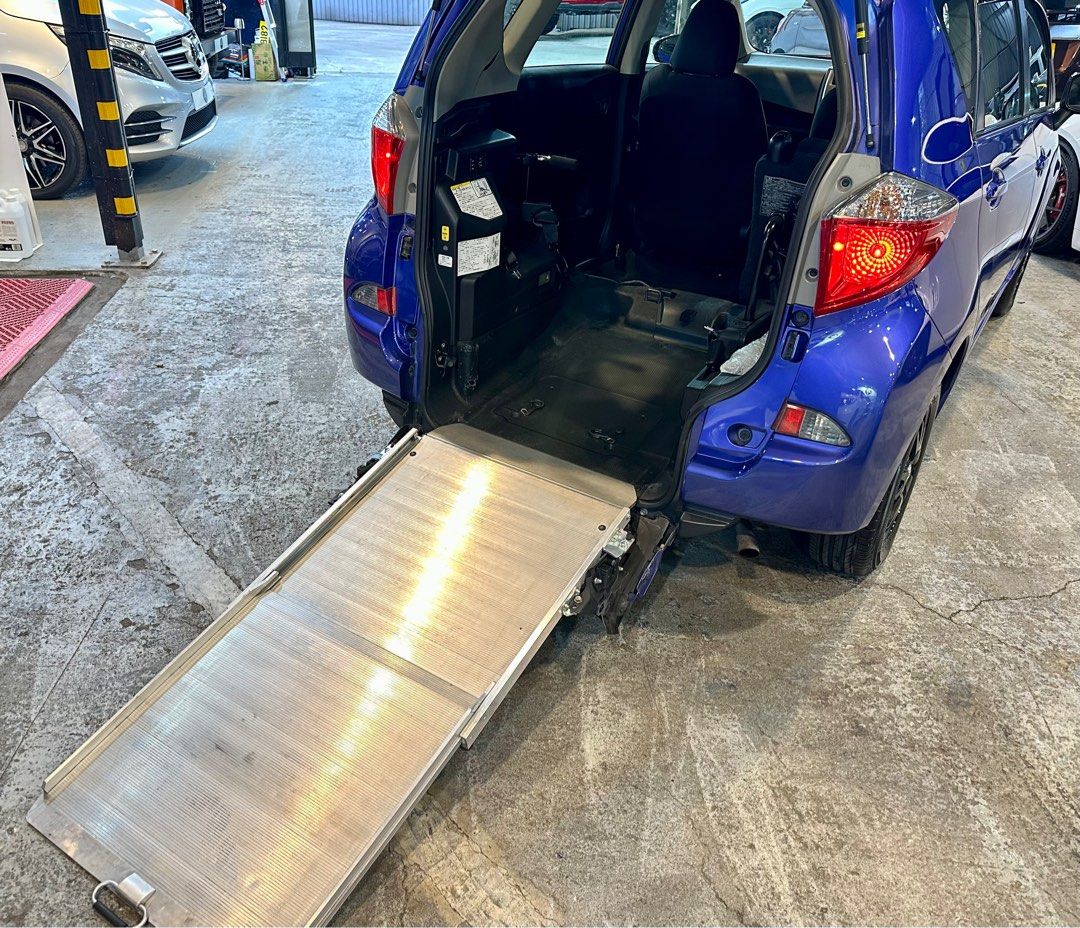 Toyota Ractics Welcab Auto, 車 , 車輛放售 - Carousell