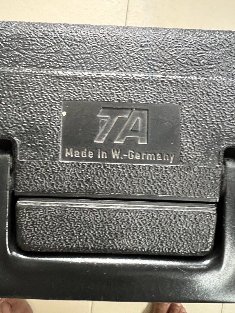 Triumph-ADLER typewriter, Computers & Tech, Printers, Scanners ...