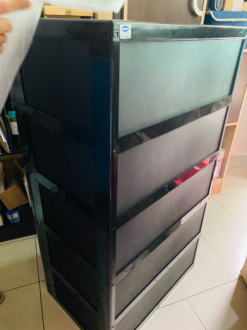 Uratex Monoblock Lock-It 5 Layer Drawer, Photography, Photography ...