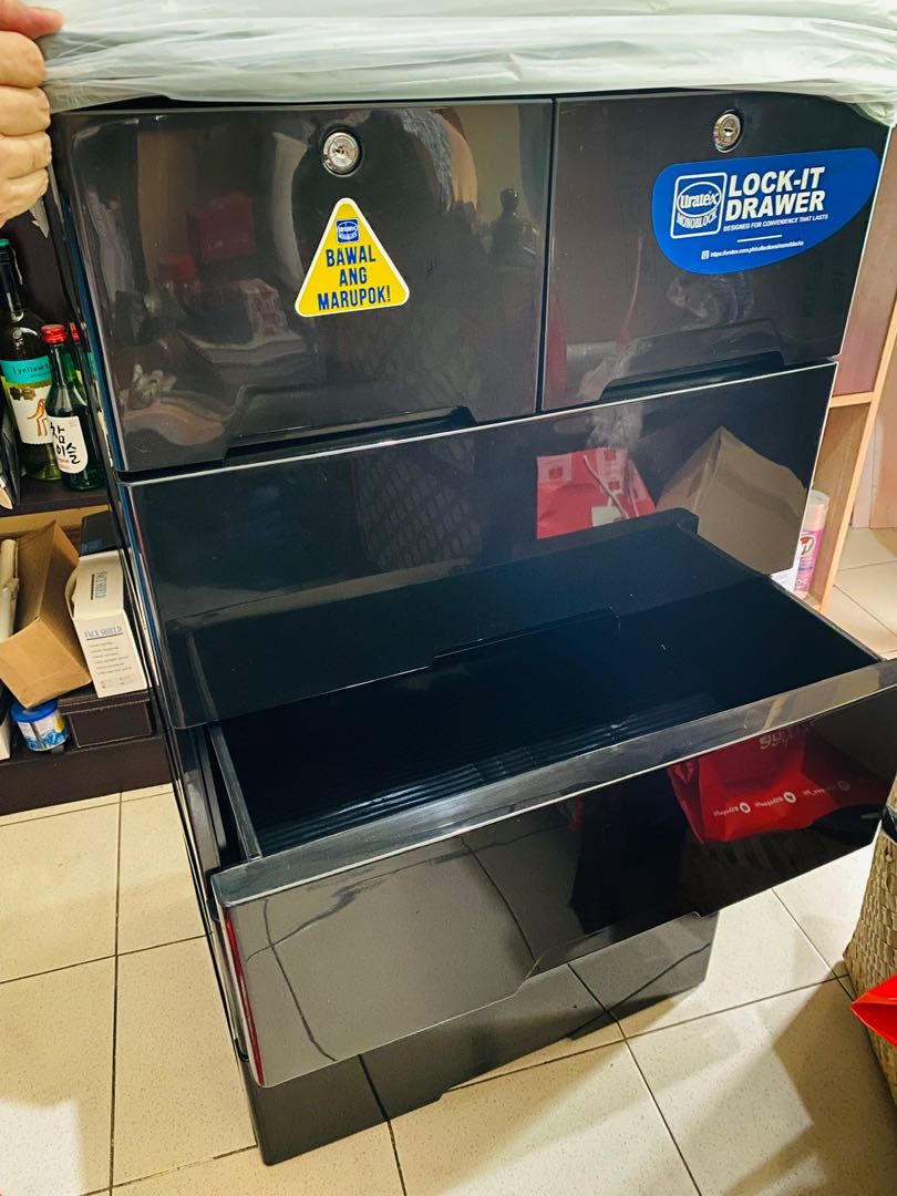 Uratex Monoblock Lock-It 5 Layer Drawer, Photography, Photography ...