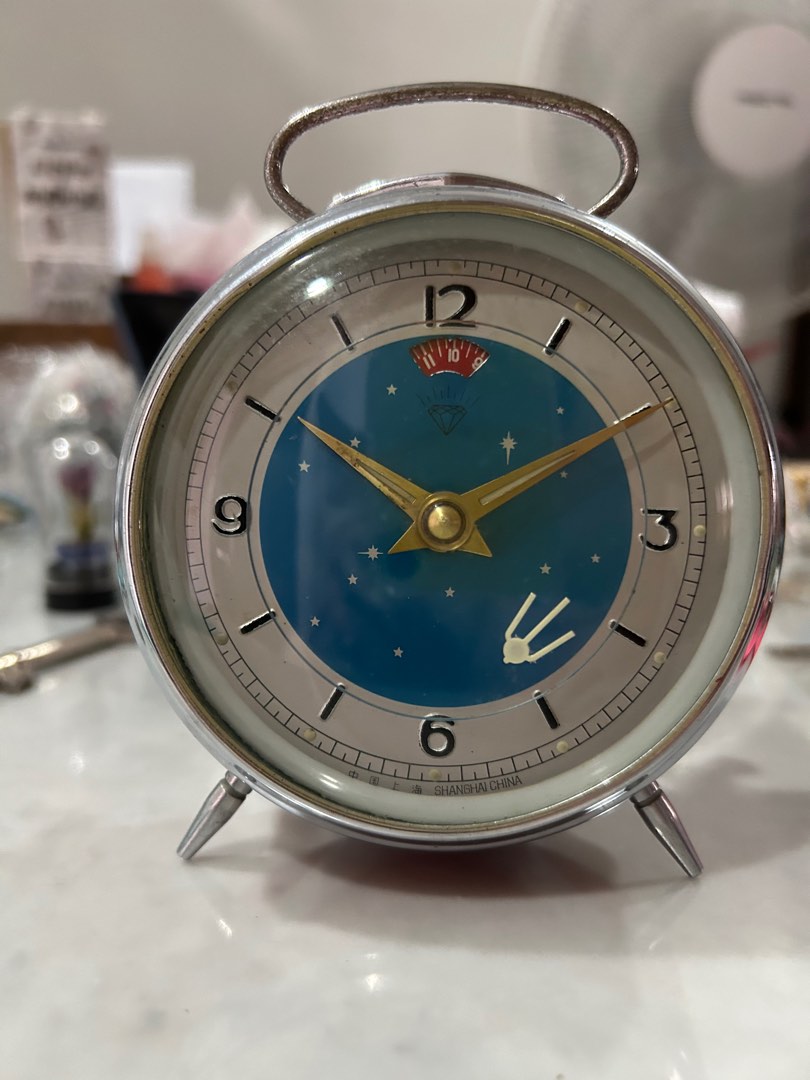 Vintage Diamond clock (spaceship), Hobbies & Toys, Memorabilia ...