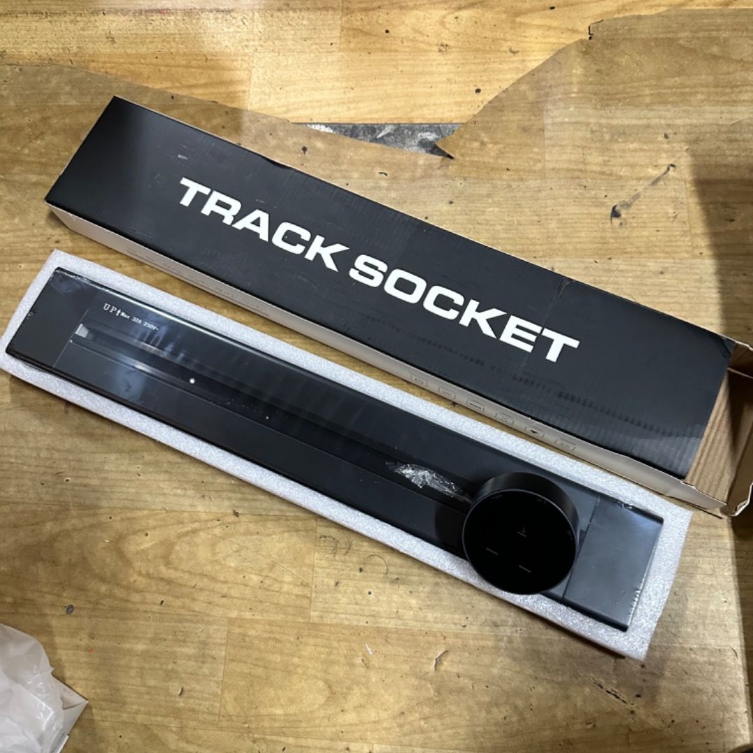 Wall socket power track line with blue led indicator 4 pcs power ...