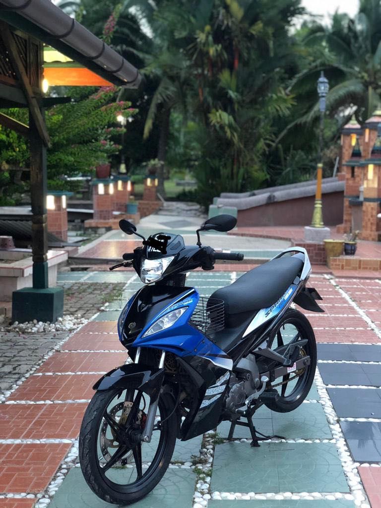 Yamaha first model 2008 good condition, Motorbikes on Carousell