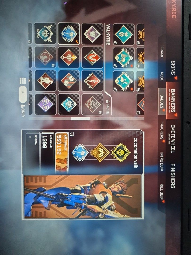 Apex legends Valkyrie heirloom, pk skin, r99 pay to win skins, Video ...