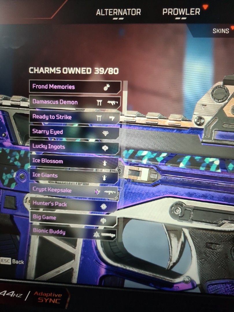 Apex legends Valkyrie heirloom, pk skin, r99 pay to win skins, Video ...
