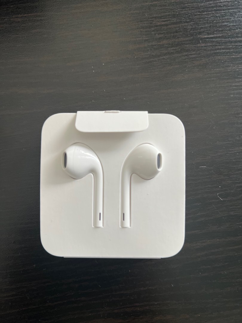 Apple Earpiece, Audio, Earphones on Carousell