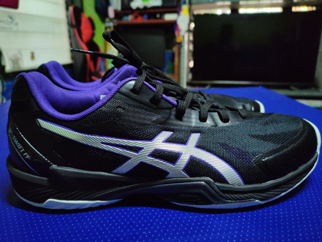 Asics V-swift FF 3 (black/pure silver) on Carousell