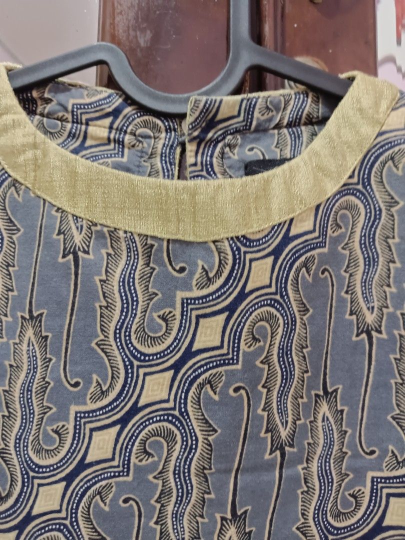 Batik Semar model parang, Fesyen Wanita, Pakaian Wanita, Atasan di ...