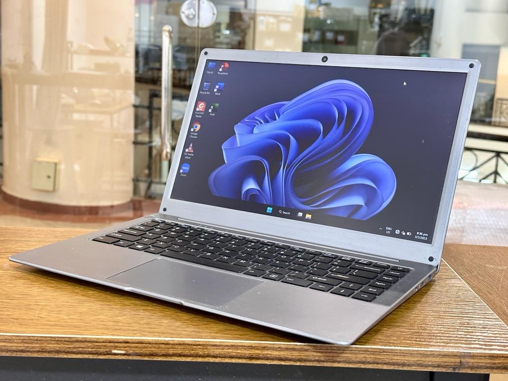 Brand New 14 Inch Slim SSD Laptop - 6GB RAM - SSD Drive - Free Windows ...