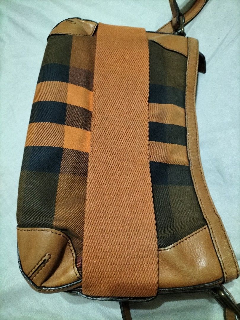 BURBERRY Sling Bag, Luxury, Bags & Wallets on Carousell