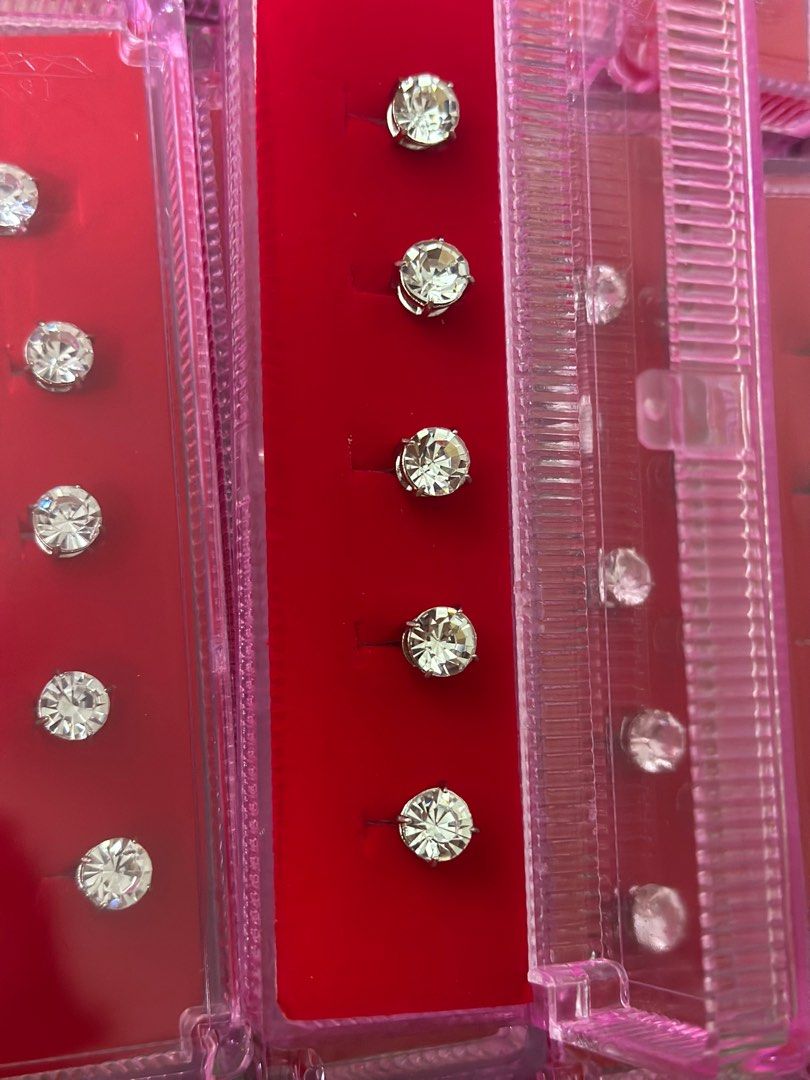 Butang baju melayu, Women's Fashion, Jewelry & Organisers, Brooches on ...