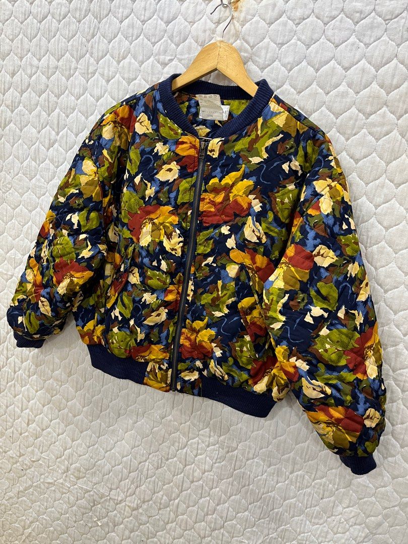 Ccc. THE ART OF TOTAL WEAR BOMBER JACKET, Women's Fashion, Coats ...