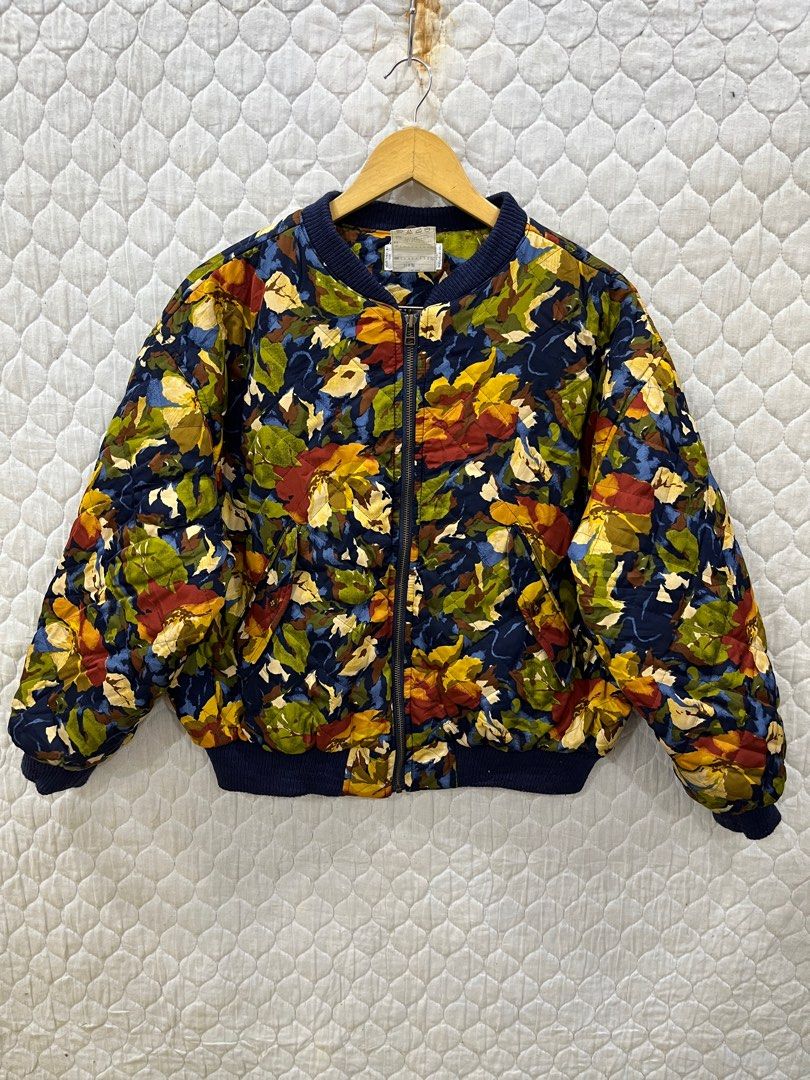 Ccc. THE ART OF TOTAL WEAR BOMBER JACKET, Women's Fashion, Coats ...