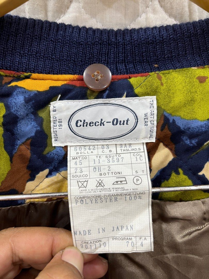 Ccc. THE ART OF TOTAL WEAR BOMBER JACKET, Women's Fashion, Coats ...