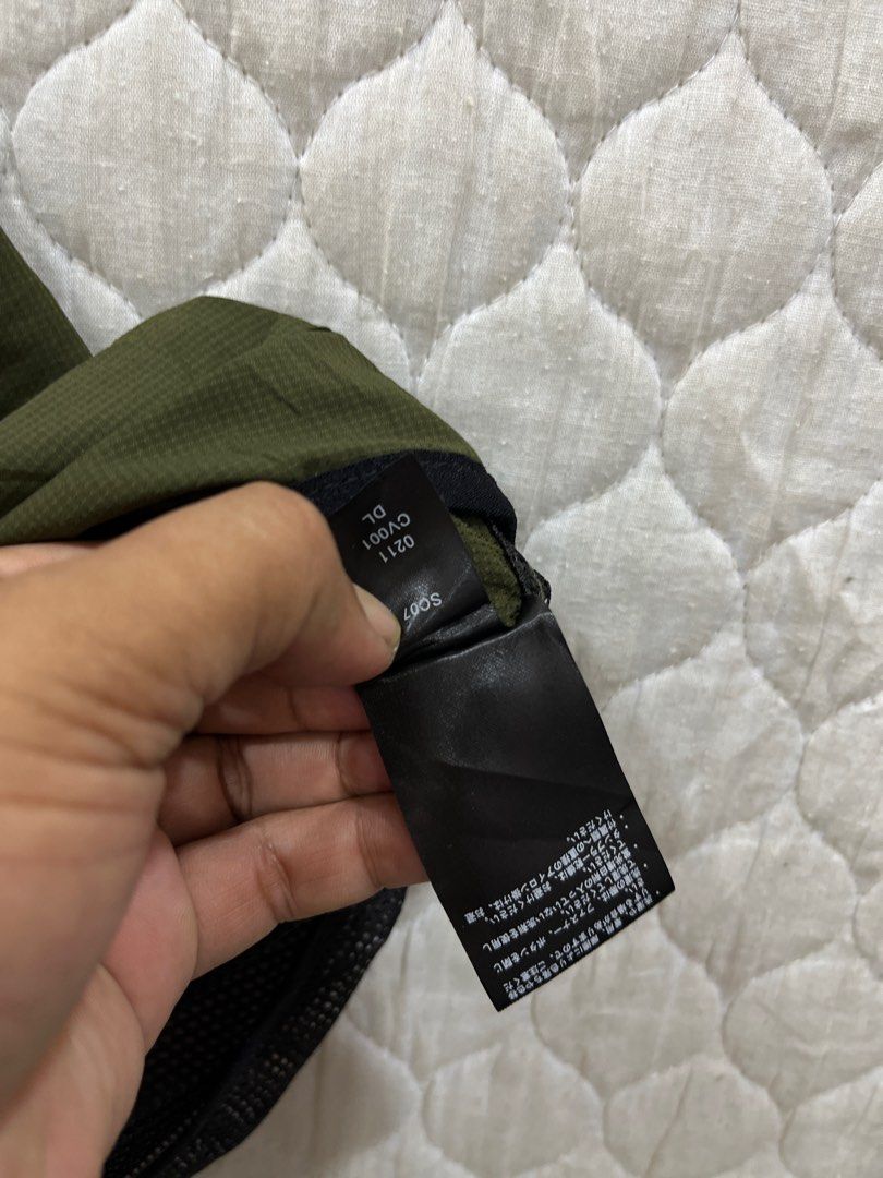 Cccc. FIELDCORE AERO STRETCH VEST, Men's Fashion, Coats, Jackets and ...