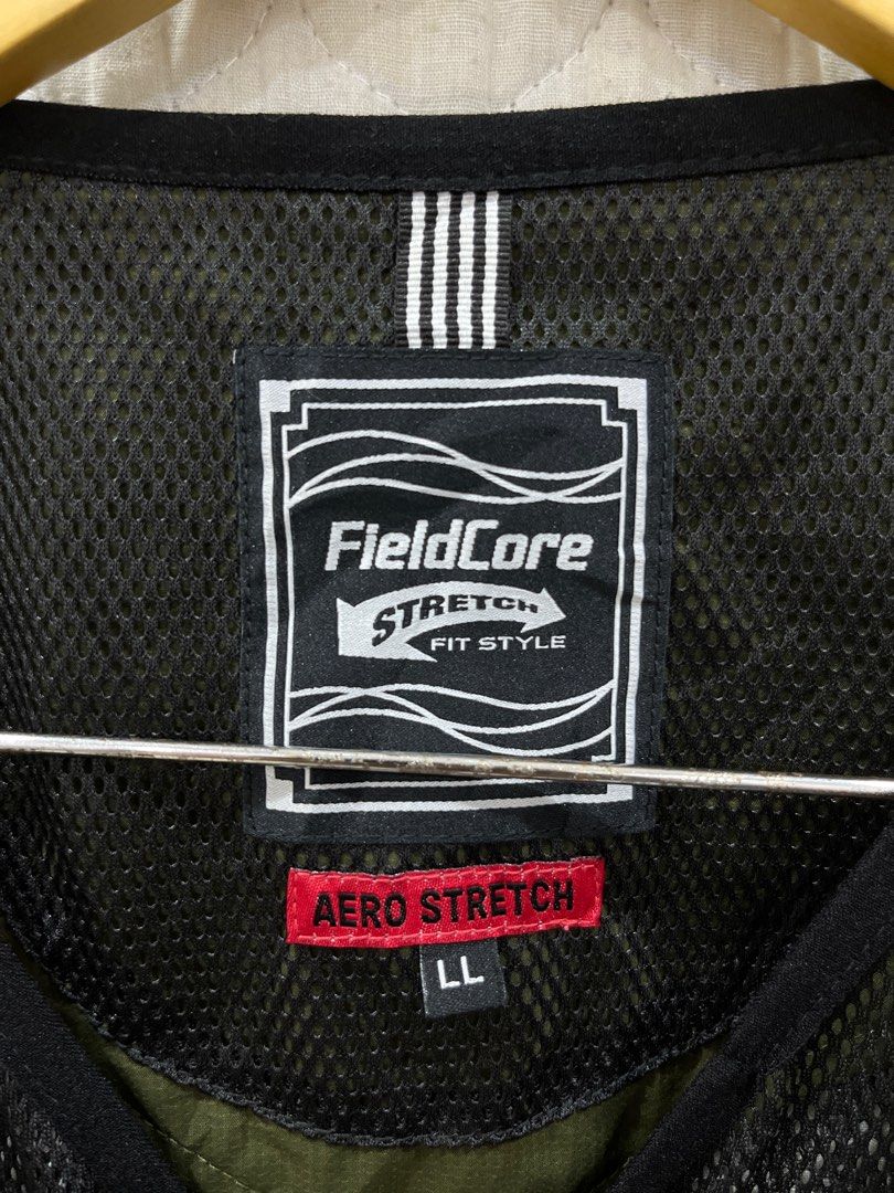 Cccc. FIELDCORE AERO STRETCH VEST, Men's Fashion, Coats, Jackets and Outerwear on Carousell