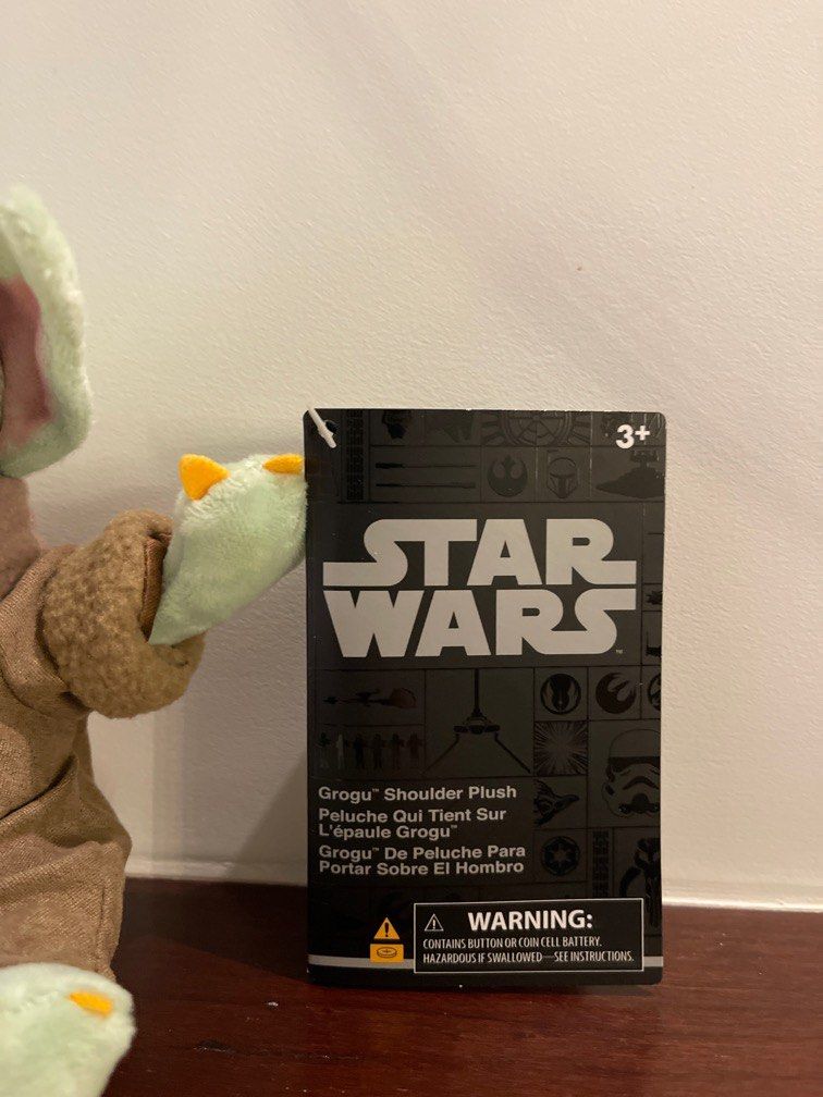 Disney Grogu on Shoulder (Baby Yoda), Hobbies & Toys, Toys & Games on ...