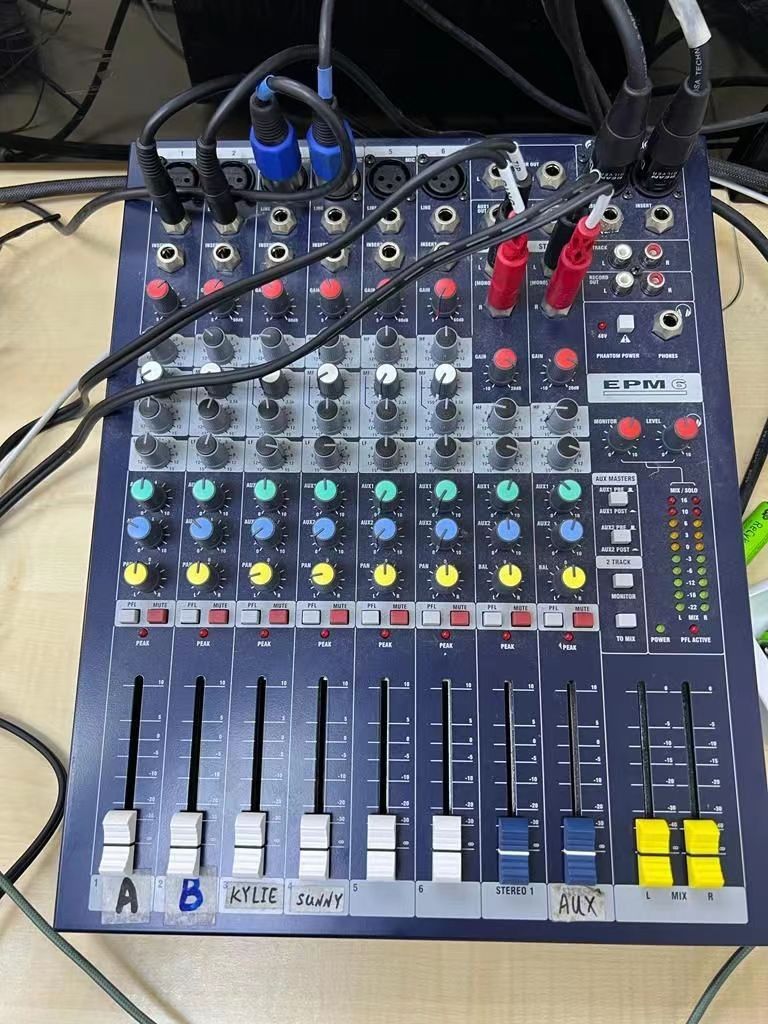EPM6 Low-cost high-performance mixers, 音響器材, 其他音響配件及設備 - Carousell