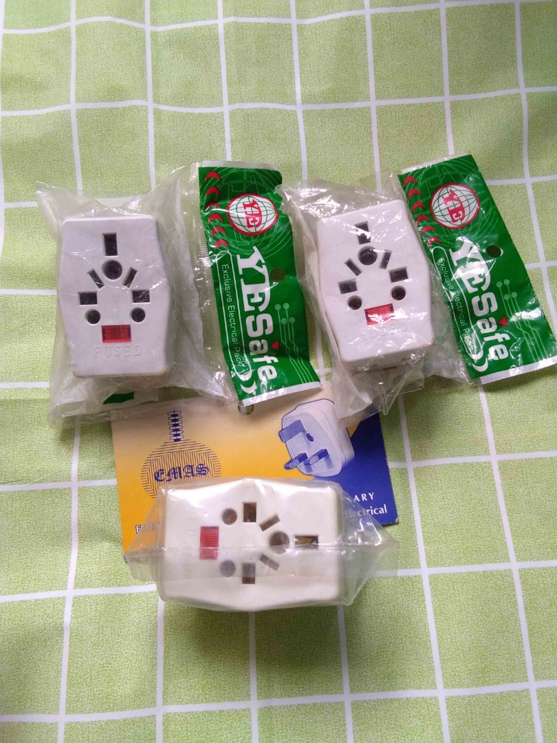 [NEW] Multi Plug Connector Neon 3 Ways Adapter with Light RM 3.00 each ...