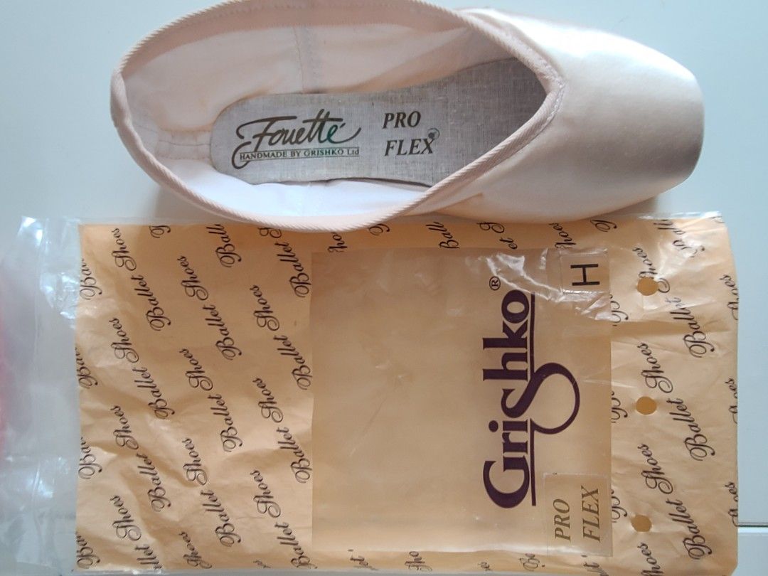 Grishko Ballet Pointe Shoes Fouette Pro Flex 4.5 xxx Hard, 女裝, 鞋, 平底鞋 ...