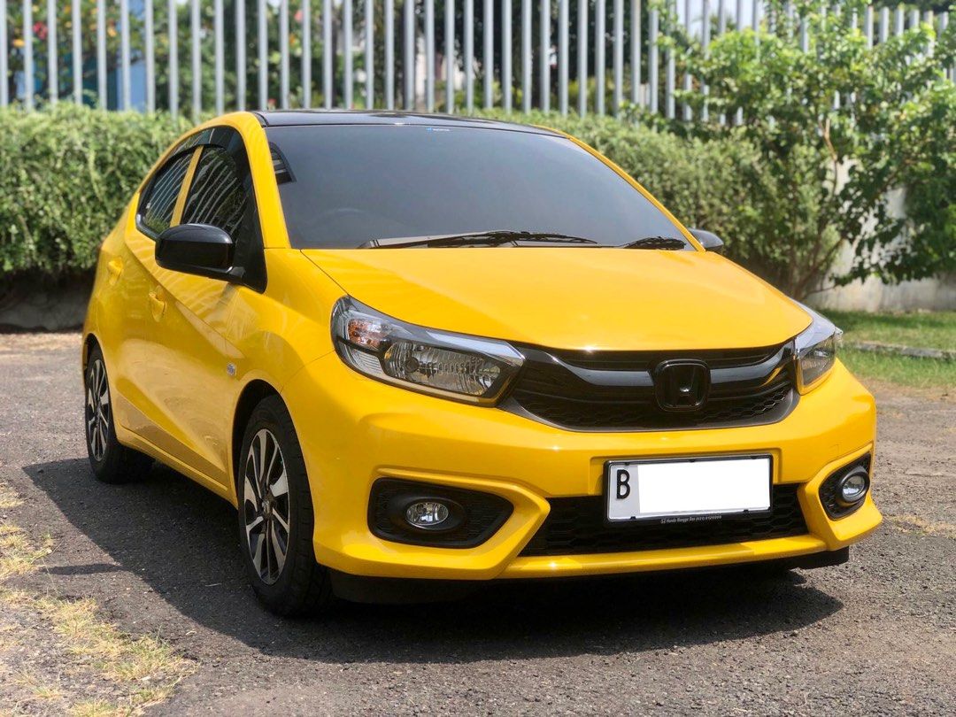 HONDA BRIO SATYA E AT KUNING 2023 ( Upgrade RS ), Mobil & Motor, Mobil ...