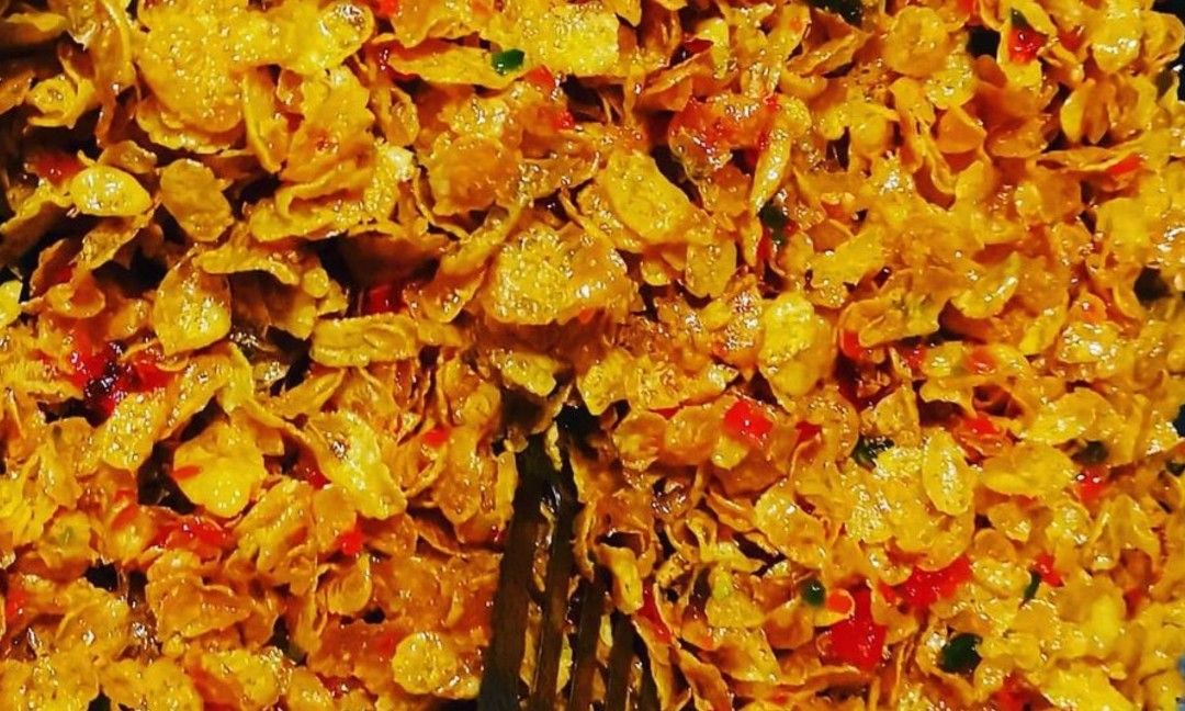 Honey cornflakes, Food & Drinks, Homemade Bakes on Carousell