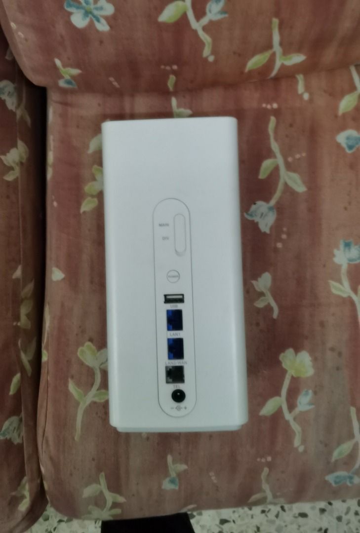 HUAWEI B618-22D Sim Modem Unlocked, Computers & Tech, Parts ...